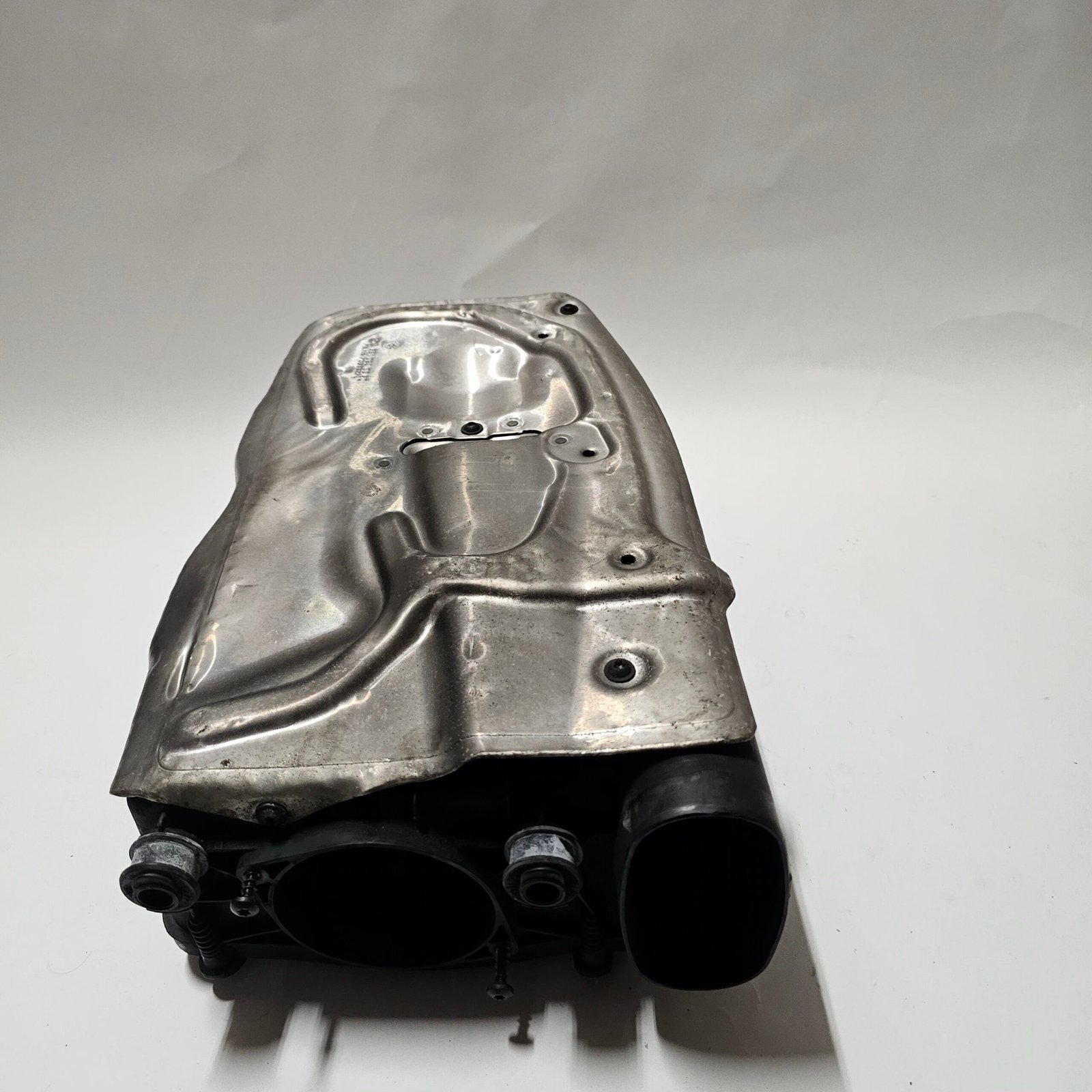 Mercedes OM651 Air Filter Box - InAutos Mercedes Spare Parts